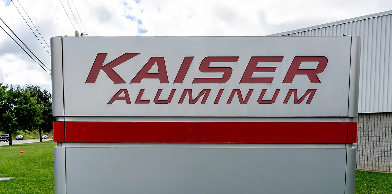Custom Aluminum Signs in Sacramento – Durable Outdoor Metal Signs
